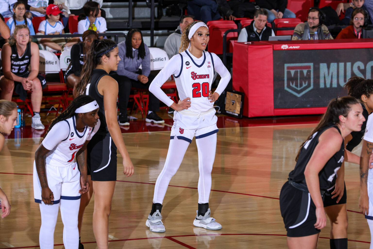 Riders sign Peeples - Leicester Riders